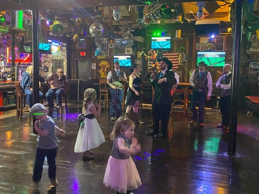 COPPERHEAD ROAD HONKEY TONK SALOON - Updated June 2025 - 76 Photos & 71 ...
