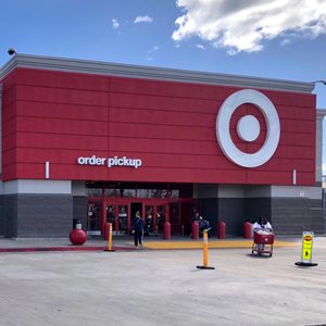 TARGET - 137 Photos & 220 Reviews - 14920 Raymer St, Van Nuys ...