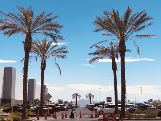 AMAZON FULFILLMENT CENTER TOURS - Updated April 2025 - 15 Photos - 6001 ...