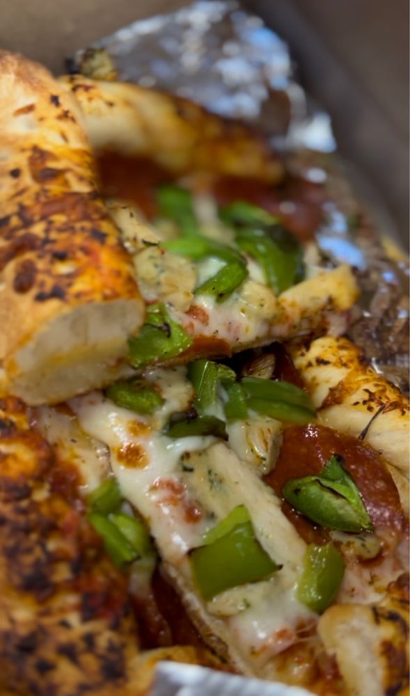 PIZZA PLUGG - Updated January 2026 - 45 Photos & 48 Reviews - 6280 ...