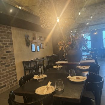 TAVOLA RUSTICA - Updated December 2024 - 58 Photos & 51 Reviews - 243 N ...