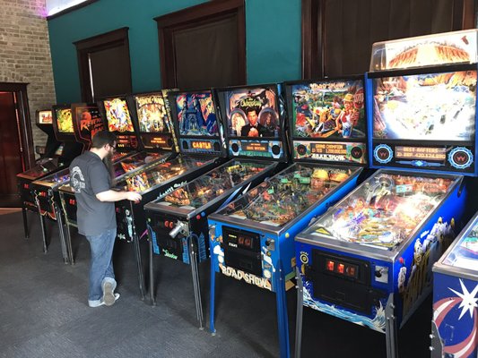 VECTORMAN’S ARCADIA: AMERICA’S PLAYABLE ARCADE MUSEUM - 43 Photos & 21 ...