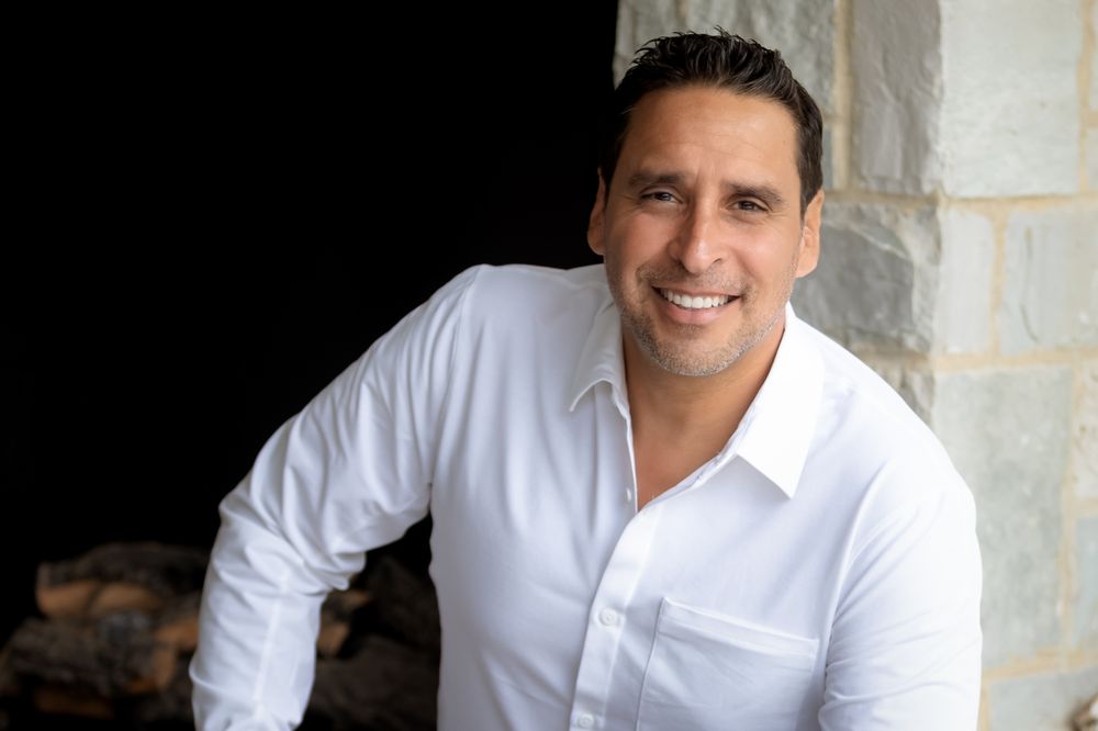 DANNY DELGADO AT GUARANTEED RATE - Updated July 2025 - 15 Photos - 35 S ...