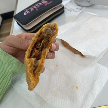 BOUKA’S JAMAICAN RESTAURANT - Updated January 2025 - 42 Photos & 69 ...