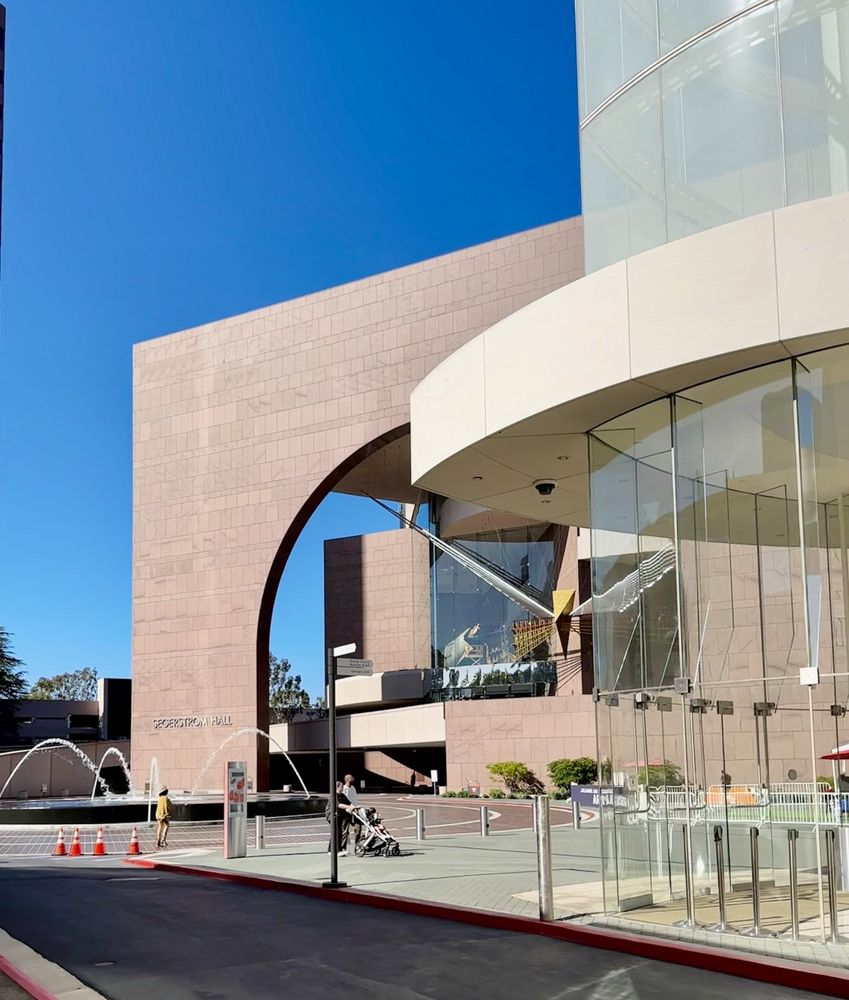 SEGERSTROM CENTER FOR THE ARTS - Updated May 2025 - 2058 Photos & 910 ...
