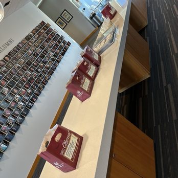 SMALL CHEVAL- ROSEMONT - Updated June 2025 - 244 Photos & 161 Reviews ...