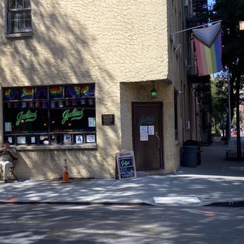 JULIUS’ - Updated December 2025 - 57 Photos & 133 Reviews - 159 W 10th ...