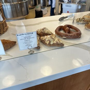 BELOVED’S BAKERY & CAFE - Updated January 2025 - 269 Photos & 120 ...