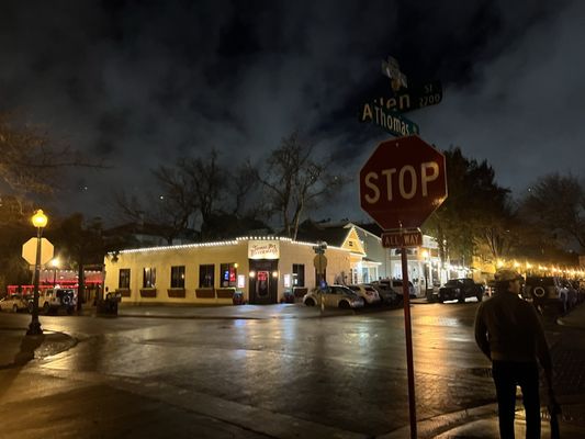 THOMAS AVENUE BEVERAGE - Updated December 2025 - 56 Photos & 24 Reviews ...