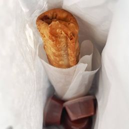 TACO TREAT - Updated July 2025 - 353 Photos & 473 Reviews - 74 E Live ...