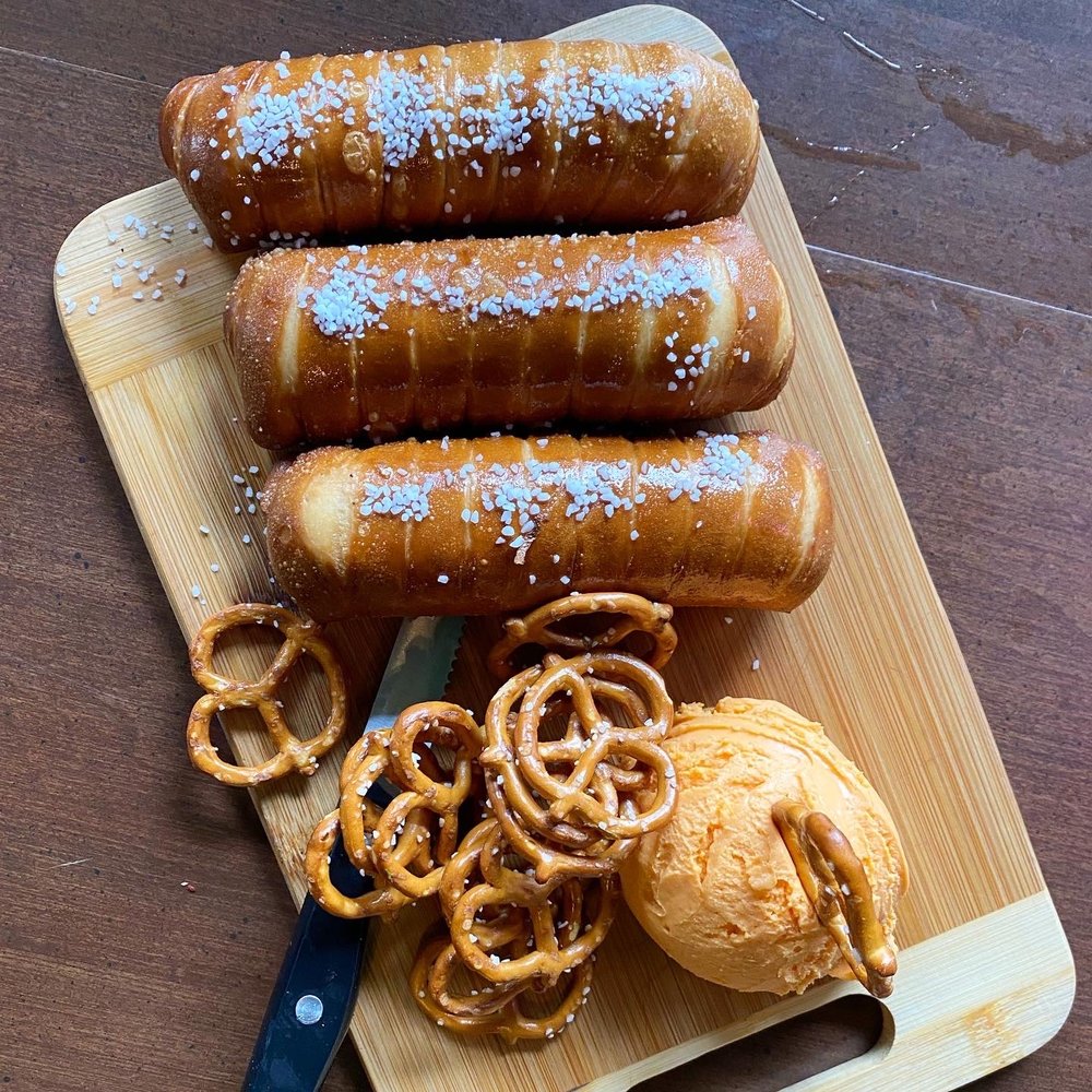 SONKA IRISH PUB - 164 Photos & 135 Reviews - 1366 Wabash Ave, Terre ...