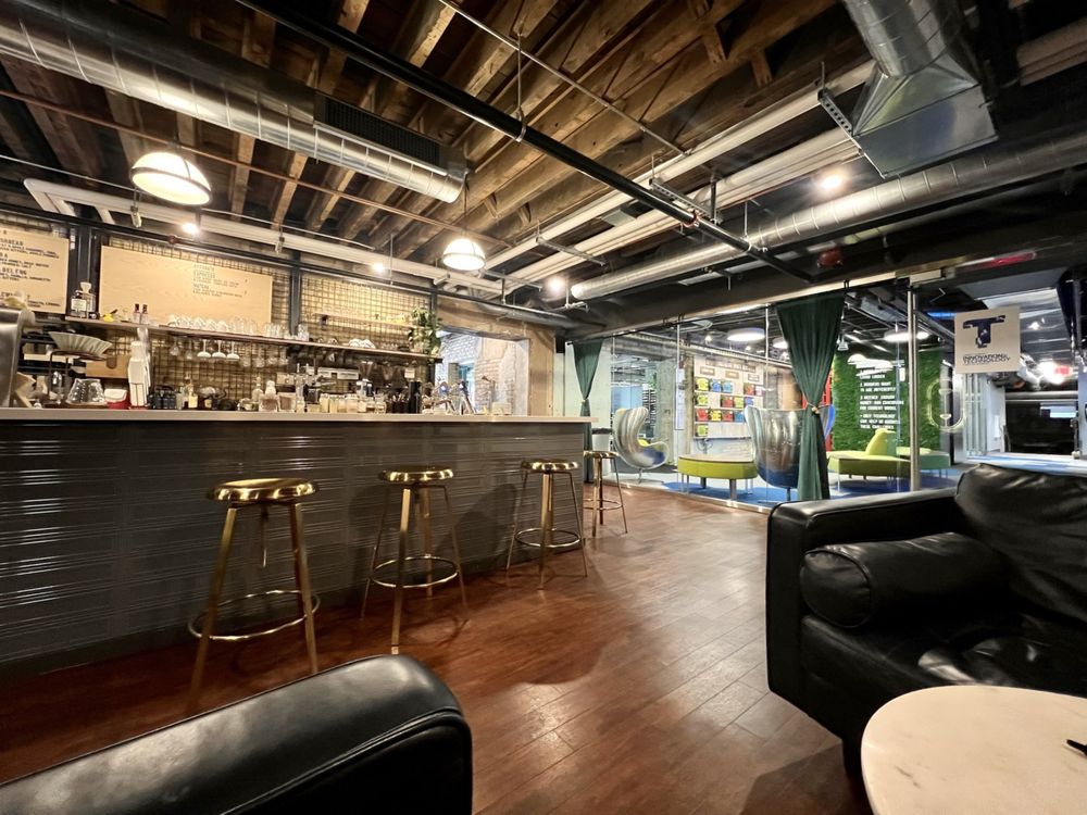 DISCOURSE COFFEE - DOWNTOWN - Updated October 2025 - 194 Photos & 72 ...