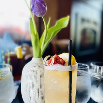 LIGHTHOUSE BAR & GRILL - Updated December 2025 - 415 Photos & 167 ...