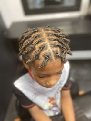 INFINITY LOCS - Updated October 2025 - 31 Photos - 5214 Wedgmont Cir N ...