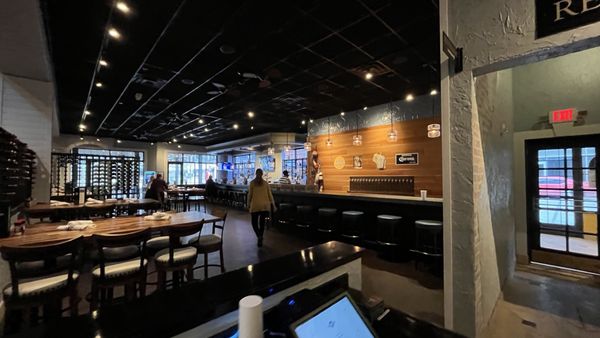 MALLARDS RESTAURANT AND LOUNGE - Updated April 2025 - 42 Photos & 22 ...