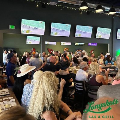 LONGSHOTS BAR & GRILL - Updated August 2024 - 175 Photos & 77 Reviews ...
