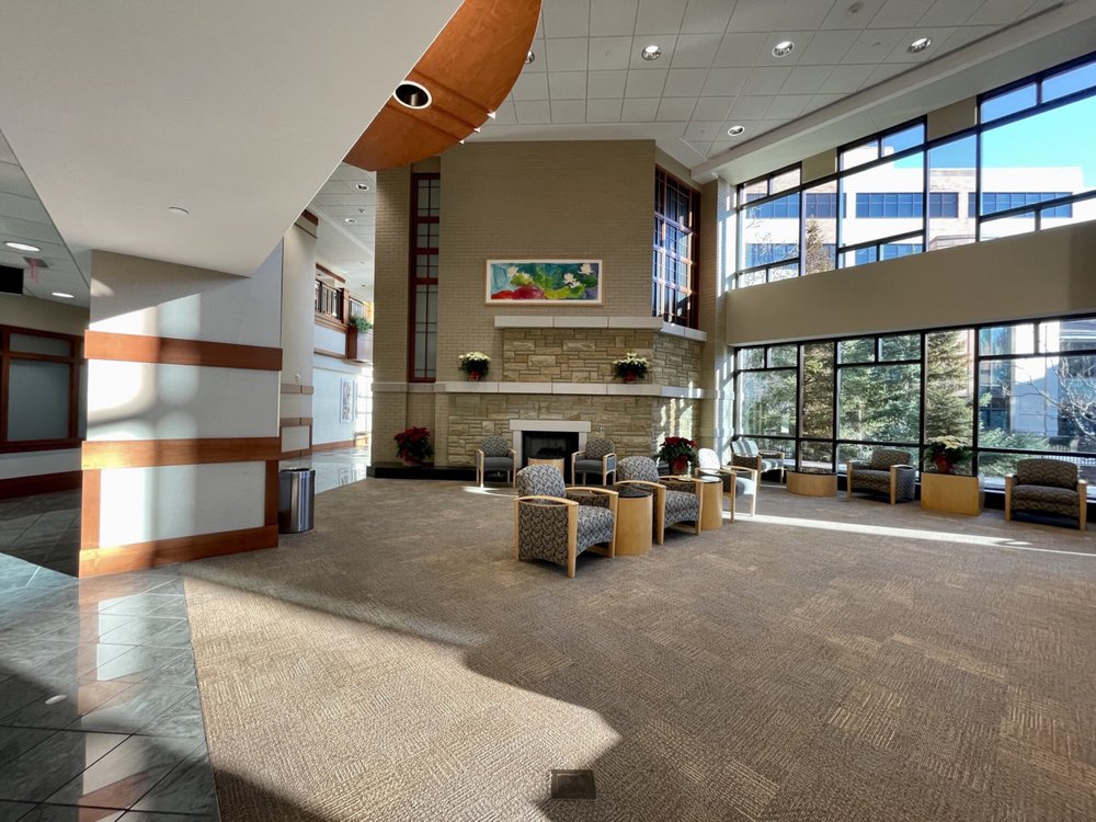 NORTHWESTERN MEDICINE CENTRAL DUPAGE HOSPITAL - Updated December 2025 ...