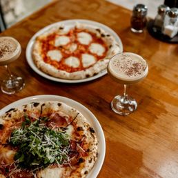 FONDI PIZZERIA - Updated July 2025 - 21 Photos - 2515 N Proctor St ...