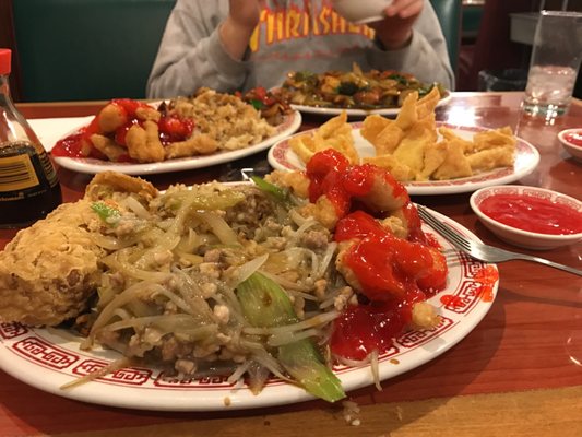 GOLDEN FOUNTAIN - Updated September 2024 - 18 Photos & 34 Reviews - 640 ...