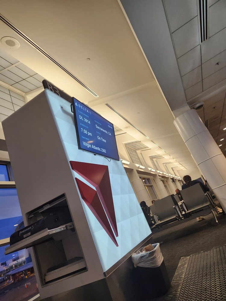 TSA CHECKPOINT SOUTH - SEATTLE/TACOMA INTERNATIONAL AIRPORT - Updated ...