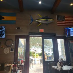 ANGRY TUNA SEAFOOD COMPANY - Updated July 2025 - 191 Photos & 242 ...