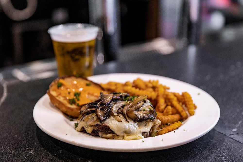 GUILTY SEA SPORTS PUB - Updated November 2024 - 85 Photos & 88 Reviews ...