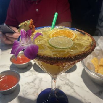 UNA MAS - Updated September 2024 - 53 Photos & 23 Reviews - 1030 E ...