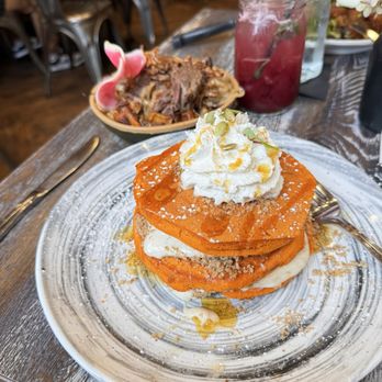 YAZ’S TABLE - Updated December 2025 - 1096 Photos & 568 Reviews - 1209 ...