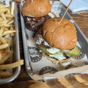 PDX SLIDERS - 799 Photos & 1084 Reviews - 1605 SE Bybee Blvd, Portland ...