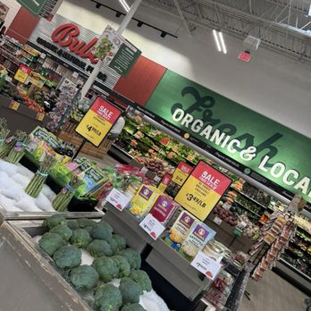 EARTH FARE - Updated January 2026 - 106 Photos & 50 Reviews - 2405 SW ...