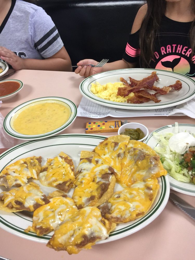 PONTE’S DINER - 44 Photos & 58 Reviews - American (Traditional) - 901 W ...