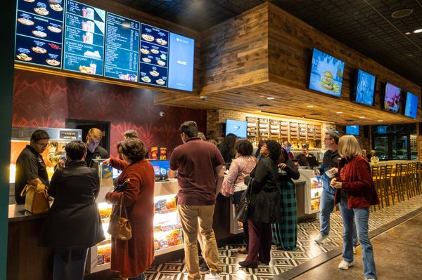 B&B THEATRES NORTH RICHLAND HILLS 8 - Updated March 2025 - 75 Photos ...