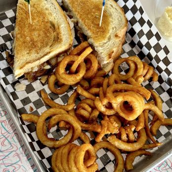 BEEPS DINER - Updated October 2025 - 403 Photos & 508 Reviews - 2597 ...