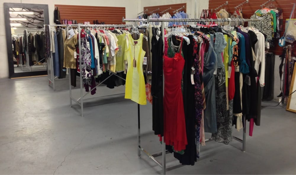 FIVE STAR DISCOUNT STORE - 7717 C F Hawn Fwy, Dallas, Texas ...