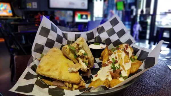 TOKEN GAME TAVERN - 184 Photos & 90 Reviews - 213 N Seven Oaks Dr ...