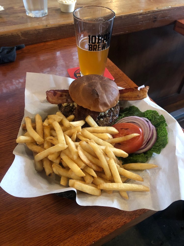 ST ANDREWS BAR & GRILL - Updated May 2025 - 58 Photos & 157 Reviews ...