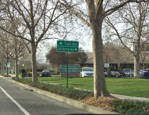 PLEASANTON POLICE DEPARTMENT - Updated May 2025 - 13 Photos & 39 ...