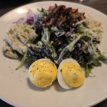 GREZI - Updated October 2025 - 108 Photos & 83 Reviews - 4543 Main St ...