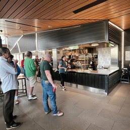 SHAKE SHACK LAS VEGAS - NYNY HOTEL - Updated December 2025 - 6569 ...