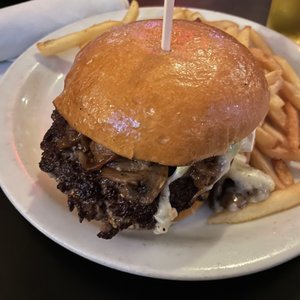 THE REFUGE - 1951 Photos & 2269 Reviews - 963 Laurel St, San Carlos, CA ...