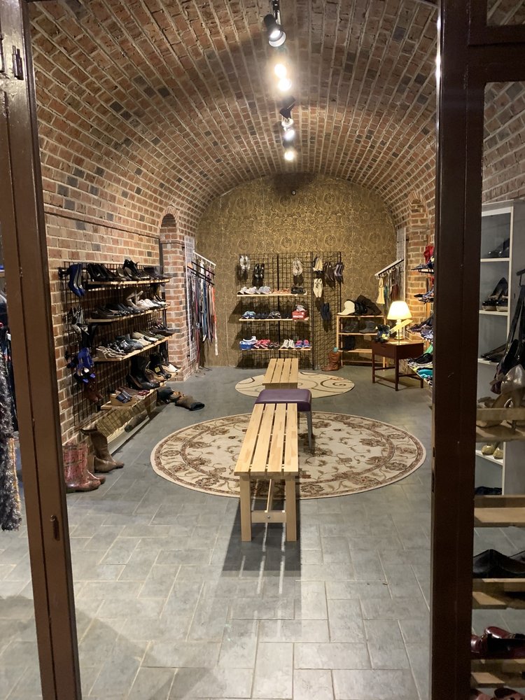 WEAR - 11 Photos - 464 1st St, Macon, Georgia - Thrift Stores - Phone ...