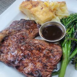 CALISTOGA INN - RESTAURANT - Updated January 2025 - 1273 Photos & 1070 ...