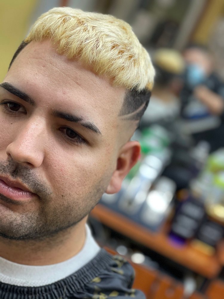 URBAN STYLES - Updated September 2024 - 18 Photos - 252 E Old Hickory ...