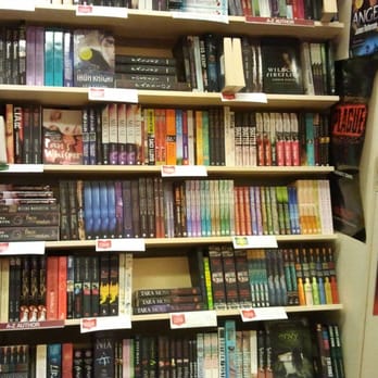 DYMOCKS - Updated July 2025 - 12 Photos & 15 Reviews - 135 Rundle Mall ...