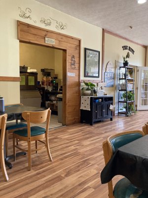 BUMBLEBEE’S CAFE - Updated January 2026 - 142 Photos & 253 Verified ...