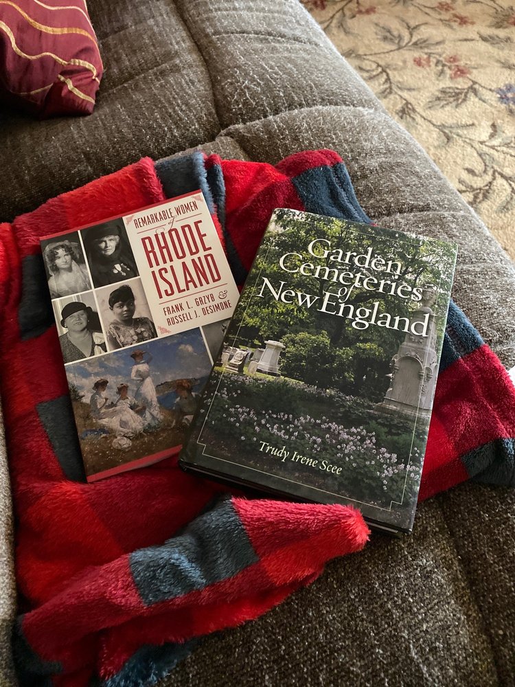 BARNES & NOBLE - WARWICK - Updated January 2025 - 33 Photos & 38 ...