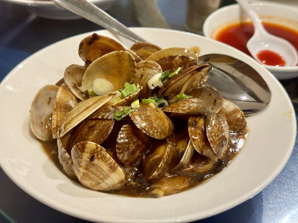 SEA KING SHARK FIN SEAFOOD RESTAURANT - Updated May 2025 - 88 Photos ...