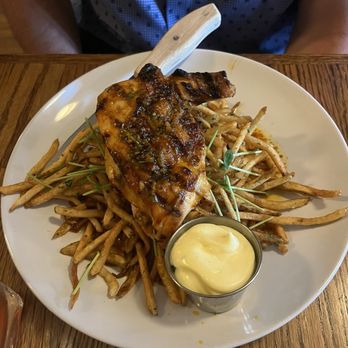 CHIVES RESTAURANT - Updated October 2025 - 208 Photos & 181 Reviews ...