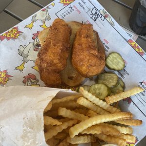 MOTHER CLUCKER - 98 Photos & 90 Reviews - Chicken Wings - 1707 Locust ...