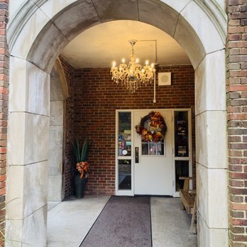 BENHAM SCHOOL HOUSE INN - Updated December 2025 - 51 Photos & 19 ...